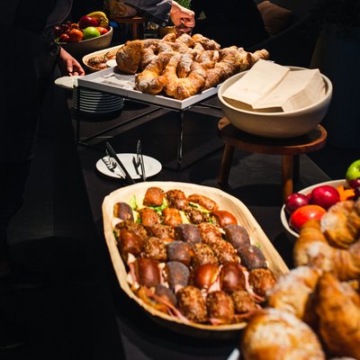 Aramark - We whet your appetite for Catering!: Aramark